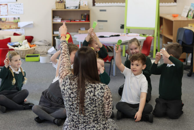 TRAFFIC LIGHT FANS » Autopress Education