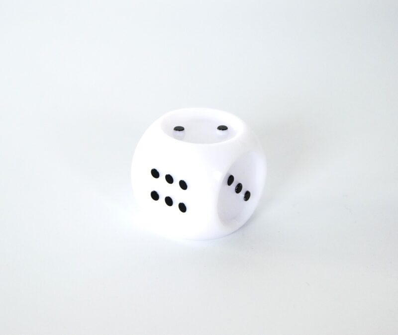 LARGE TACTILE SPOTTED DICE » Autopress Education